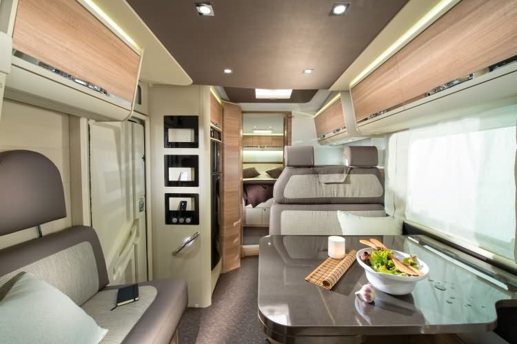 Adria Matrix Axess M 670 SL - Akromobil - magazín ze světa karavaningu